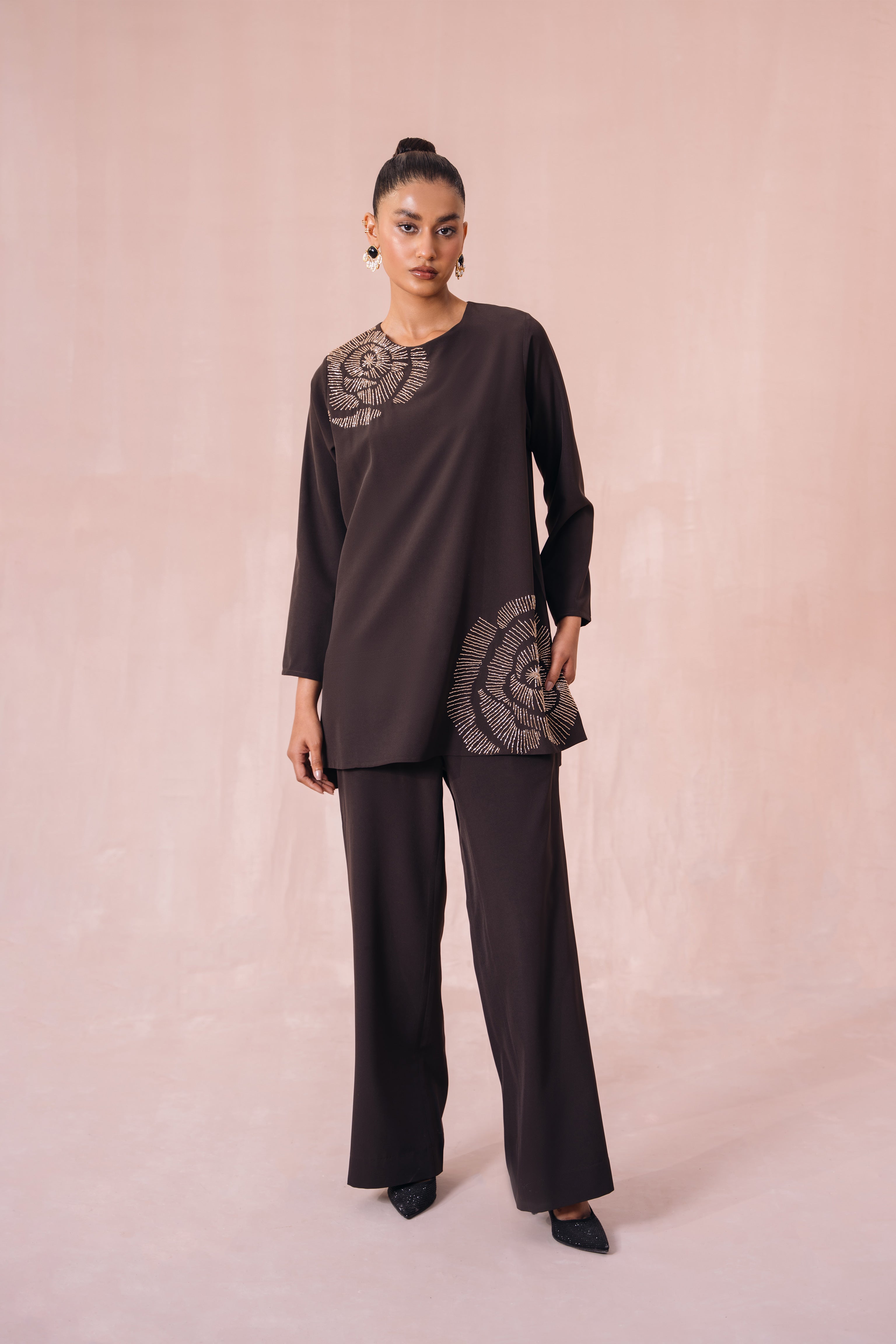 Mocha Magic – BEIGE